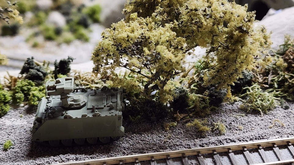 N Scale 1:160 M981 FISTV (Fire Support Team Vehicle) US Army -OD Green ...