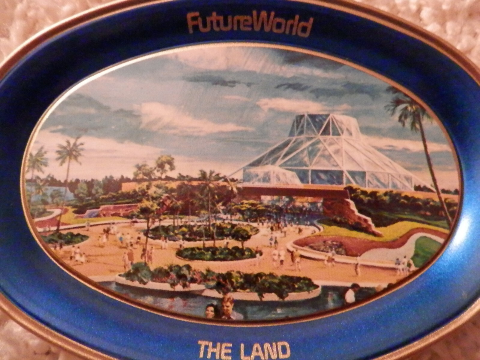 DISNEY FUTURE WORLD 1982 EPCOT CENTER SMALL METAL TRAYS (Land) You get ...