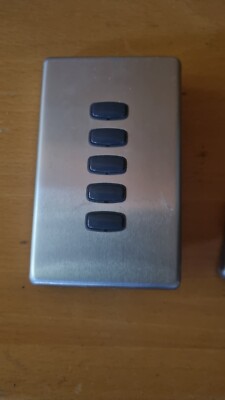 Philips Dynalite DLP550 User Control Panel 5 Button 115x72 mm LED Dynet ...