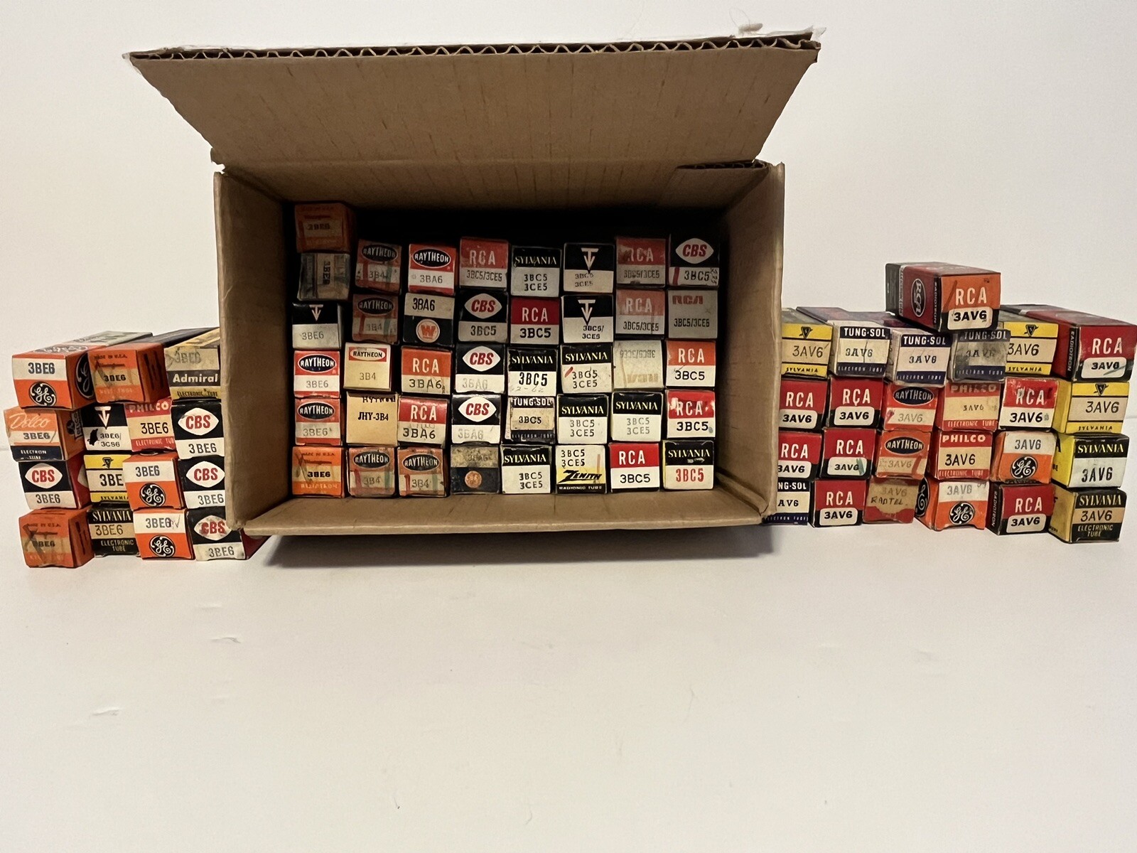 Eighty One Vintage Vacuum Tube Lot 81 Tubes total 3BC5 3BA6 3B4 3BE6 ...