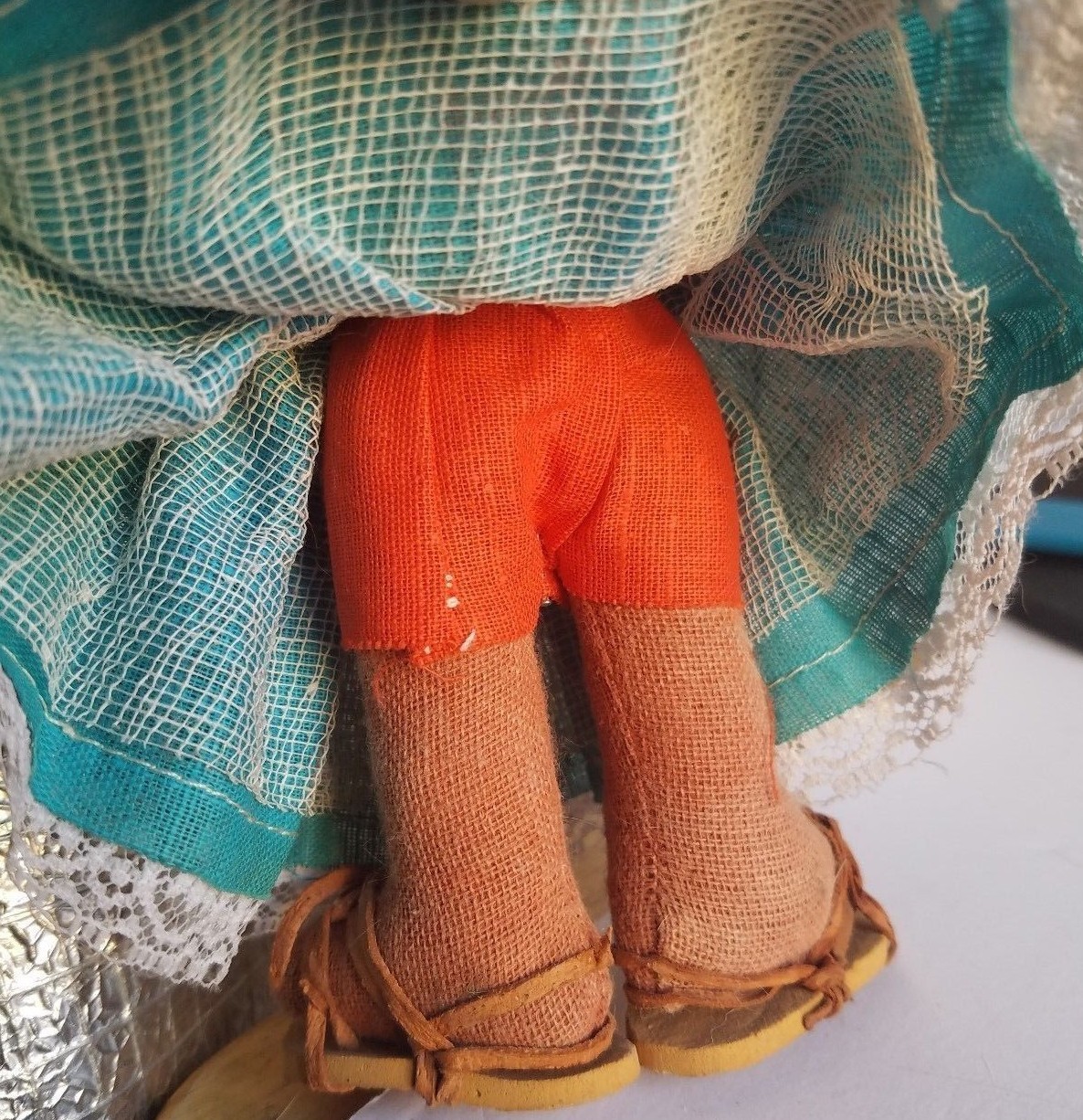 OIL CLOTH "GIRL SELLING PINATA" MEXICAN HAND MADE PAINTED FOLK ART DOLL ...