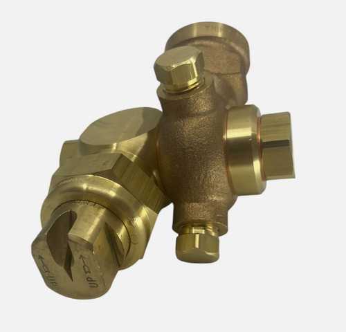 TeeJet Single Swivel Boomless Spray Nozzle Off-Center Flat Tip - 4629-3 ...