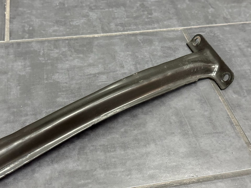 Supporto Anteriore Sinistro Mercedes C Classe W205 S205 Motorino ...