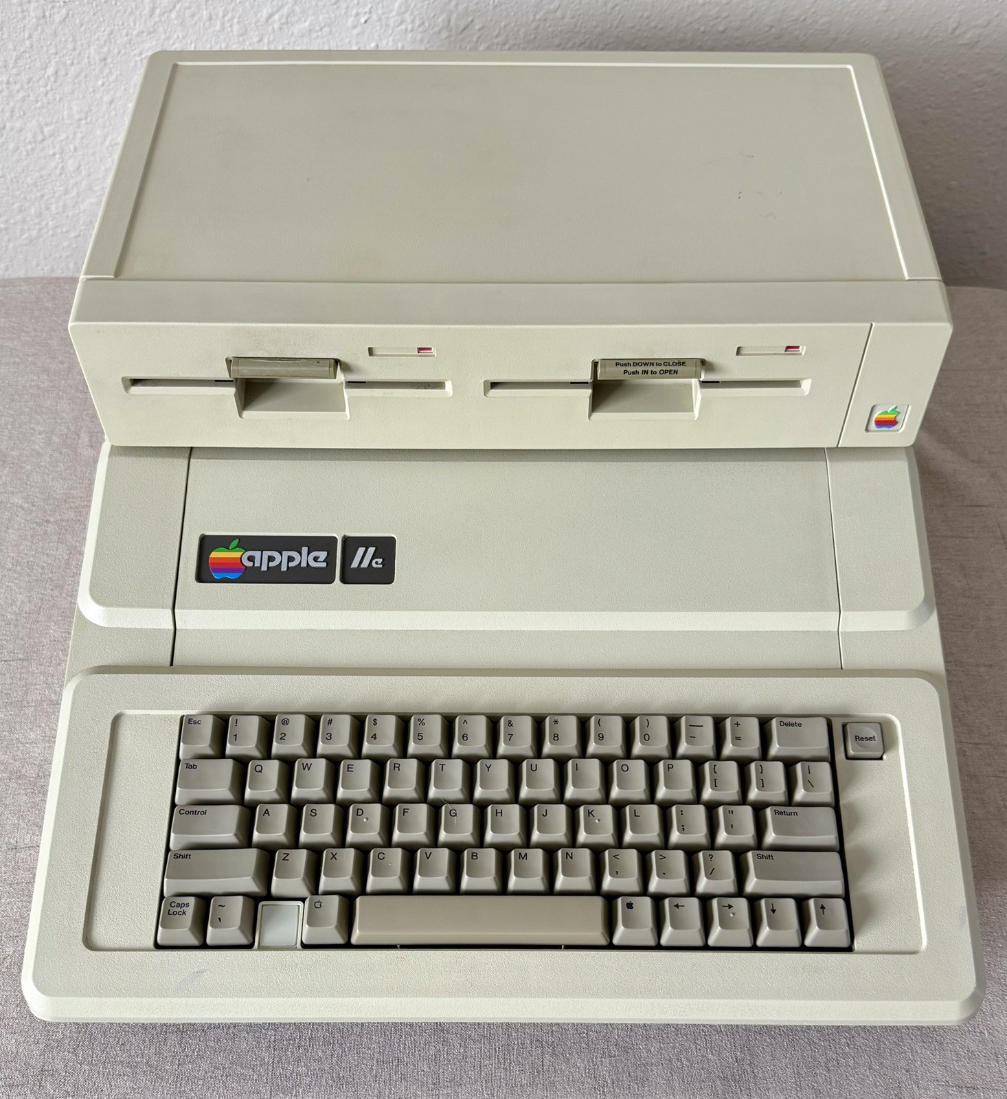 Beautiful Apple IIe A2S2064, duodisk, Mouse Interface, 2 Super Serial ...