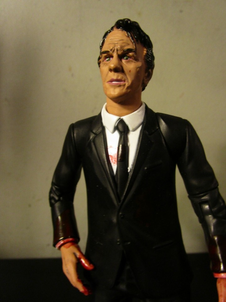 Reservoir Dogs Mr. White Action Figures Bloody Version by Mezco | eBay
