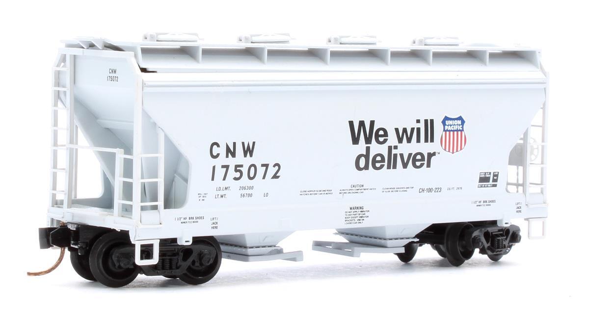 MICRO TRAINS 'N' GAUGE RAKE OF 5 CABOOSE, HOPPER AND BOX VAN WAGONS | eBay