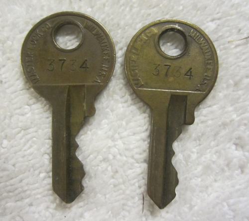 2 lot,3734 Master lock padlock OEM original keys for masterlock VTG ...