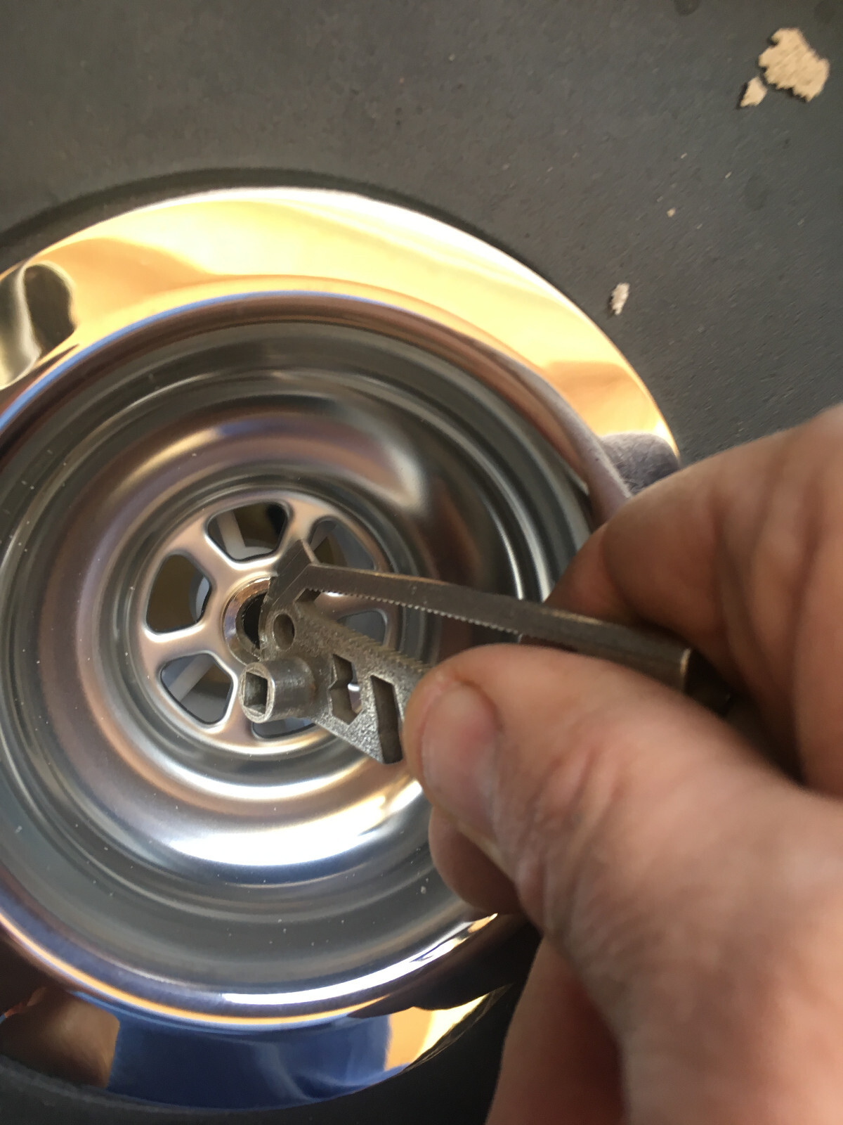 Plumb Chum™ Professional Plumbers Keyring Multitool, bleed key+meter ...