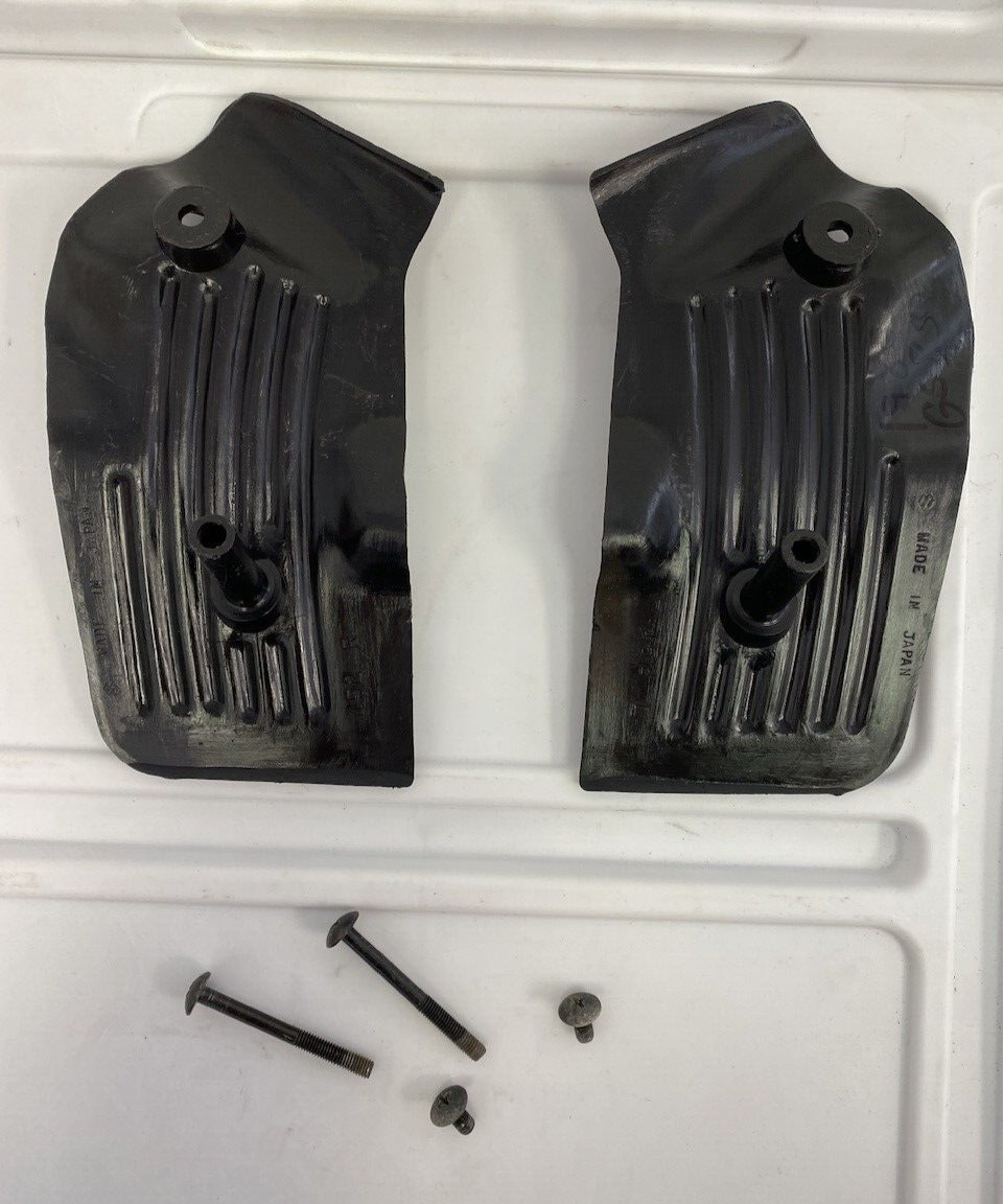 SUZUKI FRONT GAS TANK FRAME COVER SET LEFT RIGHT GS550 GS750 GS850 ...