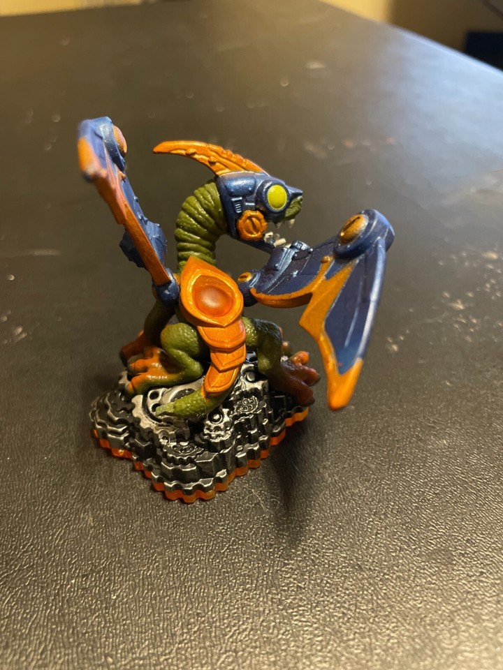 Skylanders Giants Lightcore Drobot, Tested, Combine Shipping | eBay