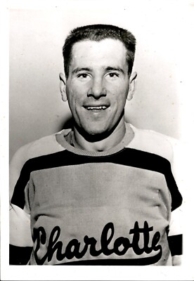 PF28 Original Photo LES BINKLEY 1955-58 CHARLOTTE CLIPPERS EHL HOCKEY ...