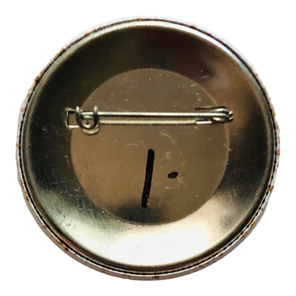 VTG Flatback Pin Button BEING OFFENDED DOESNT MAKE YOU RIGHT Snarky ...