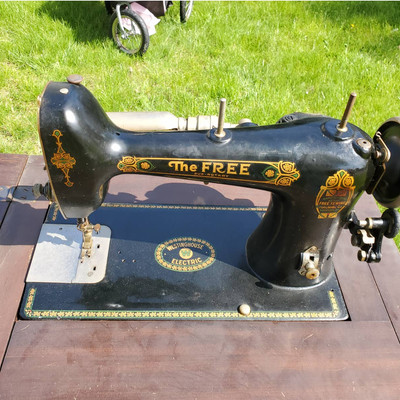 Sewing Machines - Westinghouse Sewing Machine