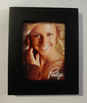 Prestige Portrait Magnetic Frame for Wallet Size Photos Brand New | eBay