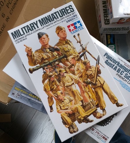 German Africa Corps Luftwaffe Artillery Crew Set TAMIYA 1/35 plastic ...