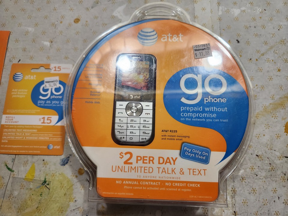 AT&T Go Phone Prepaid AT&T R225 NIB w/ Refill Card | eBay