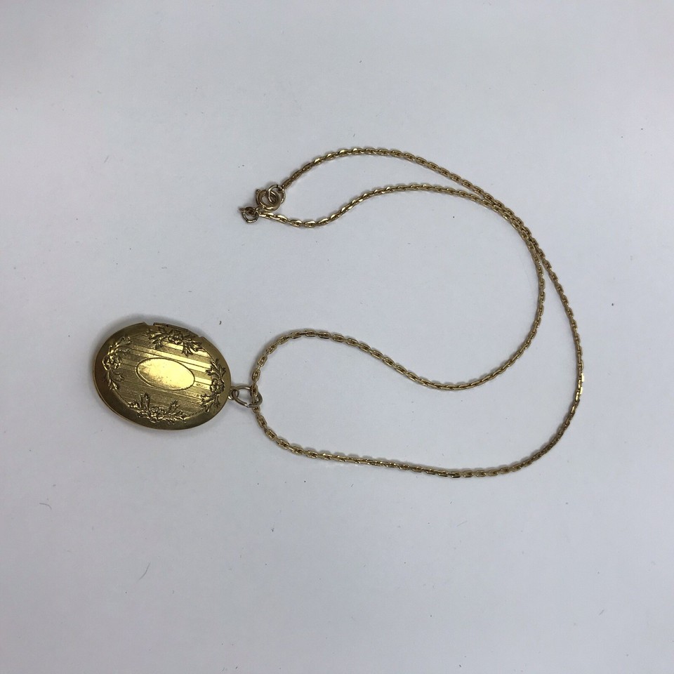 Vintage Photo Locket Pendant Necklace Etched Brass Victorian Revival ...