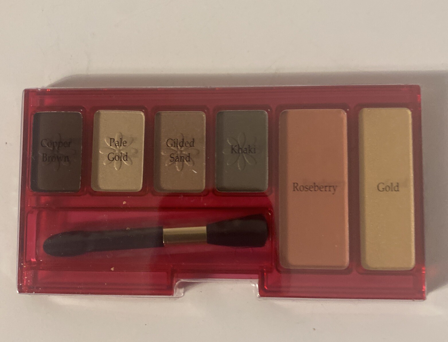 ELIZABETH ARDEN Roseberry Cheek Color & Gold Powder & 4 Eyeshadows ...