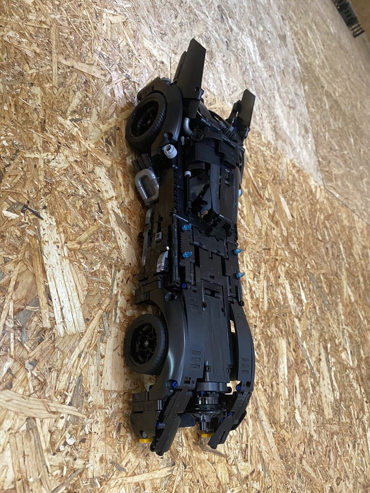 Lego Technic Batmobile 1989 -- MOC Wall Mount / Lego Technic Wall ...