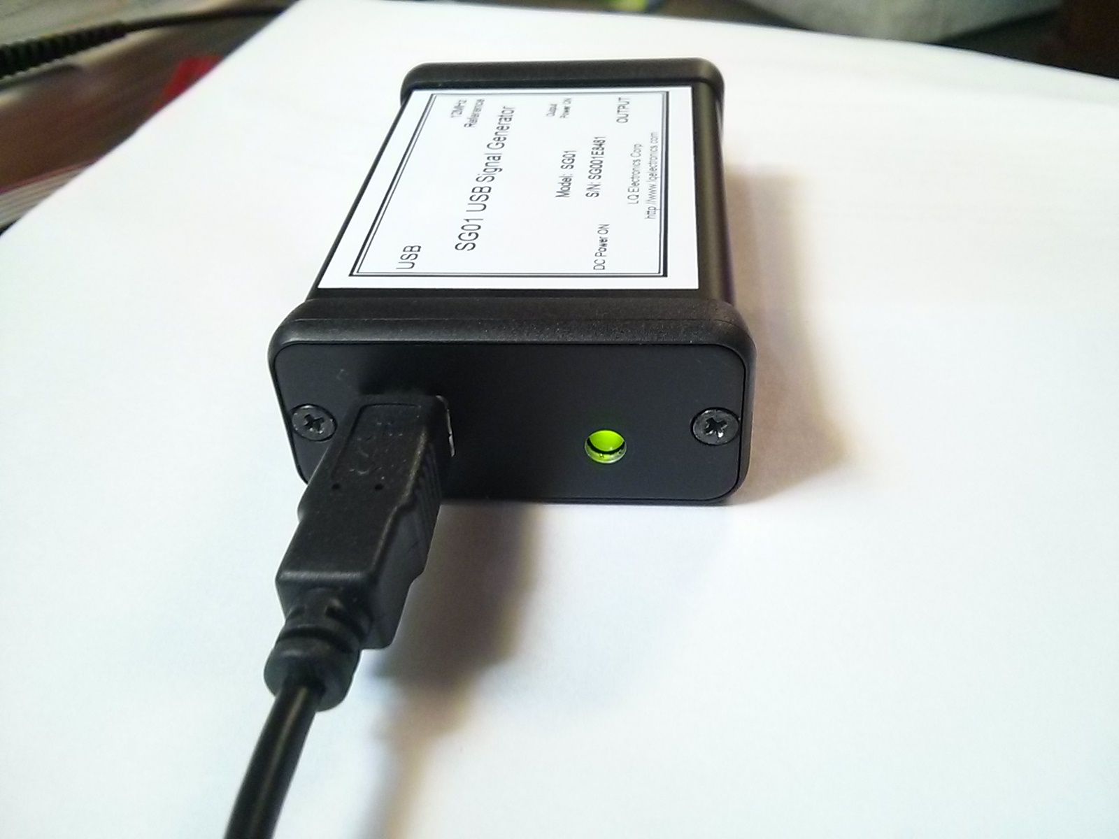 USB Signal Generator 40M~3200MHz --- Made in USA | eBay