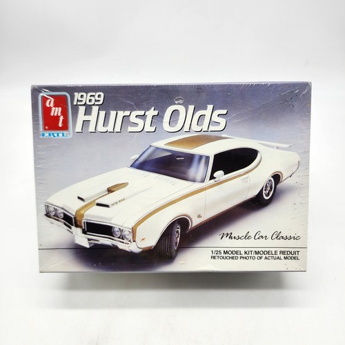 UH AMT 1969 1/25 HURST OLDS Model Kit #6898 New Sealed 1989 *READ ...
