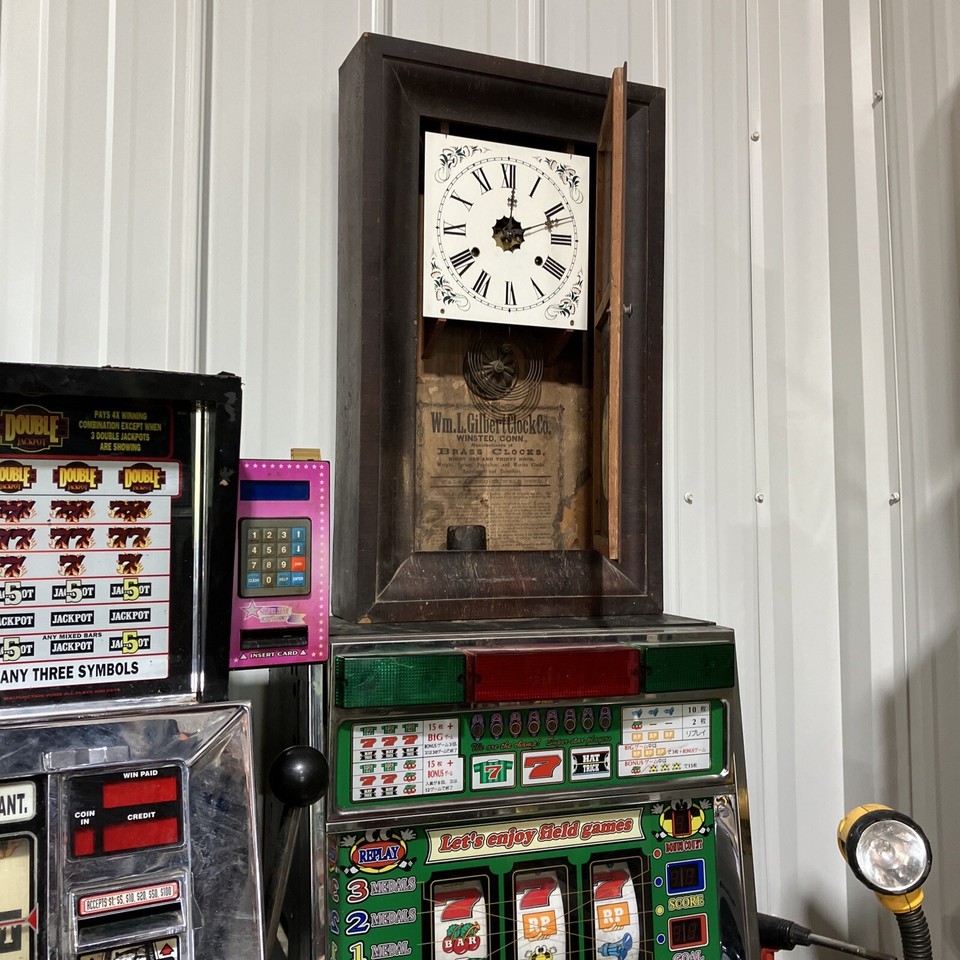 Wm. L. Gilbert Clock Co Brass Eight Day Thirty Hour Reverse On glass ...