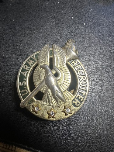 Vintage US Army Recruiter Pin D-22 3 CZ Stars | eBay