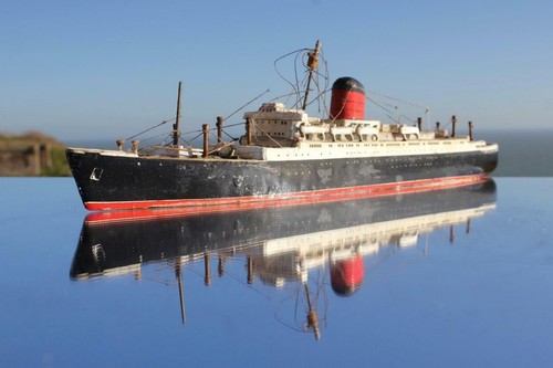 CUNARD LINE RMS CARINTHIA C-1950'S PLASTER 12" TRAVEL AGENTS MODEL | eBay