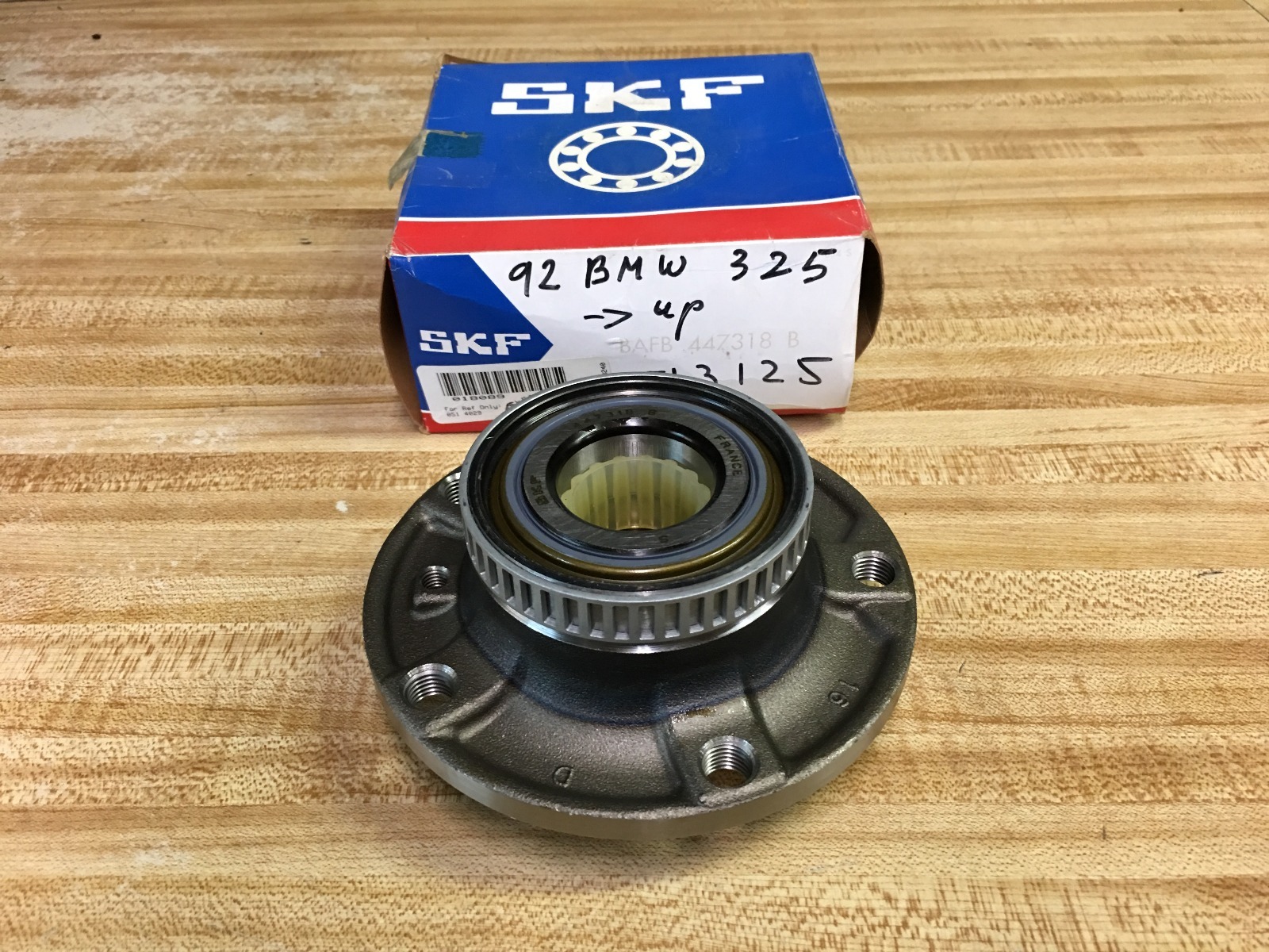 Front Wheel Hub & Bearing SKF# 31221139345 for BMW E31 E32 E34 E36 Z4 ...