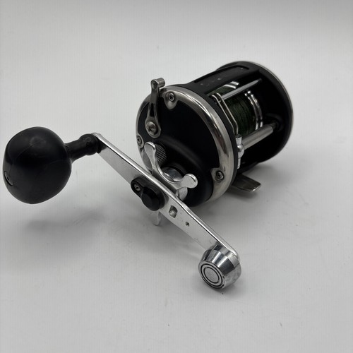 Pflueger Contender G30 Star Drag 4 Bearings 4.3:1 Ratio Spooled With ...