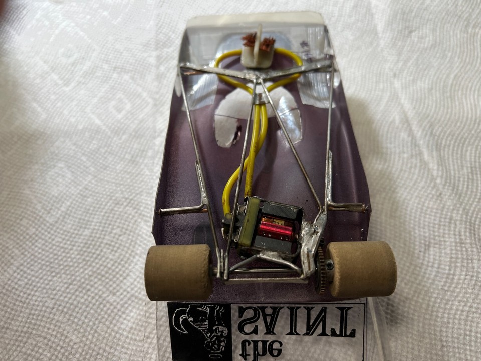 1/24 Scale Slot Car-Group 15-Wing Car Chassis-Nice Wing Body-Xlnt ...