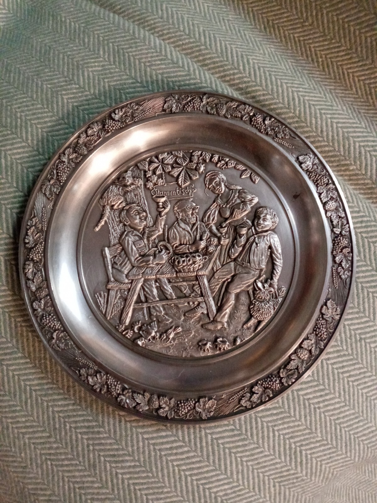 Vtg. Original Zinn Becker Old Pewter Plate"Beer Garden Scene" Stuttgart ...