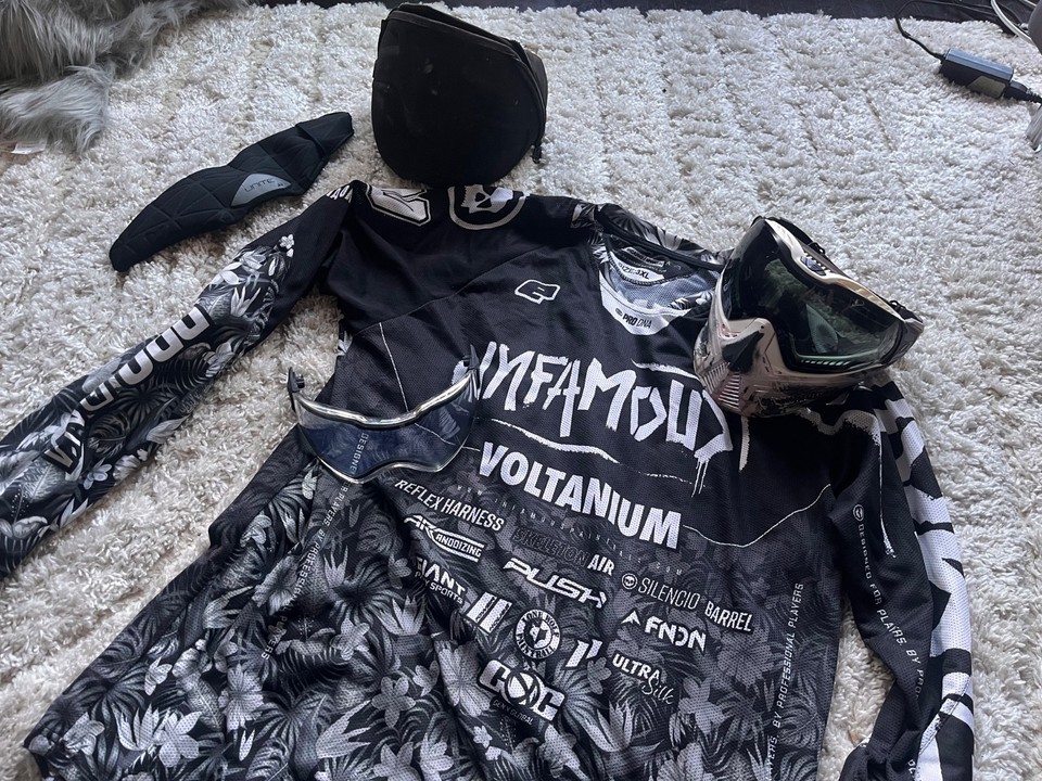 Infamous Push Unite Headhunter Mask + Infamous Stock WC Jersey | eBay