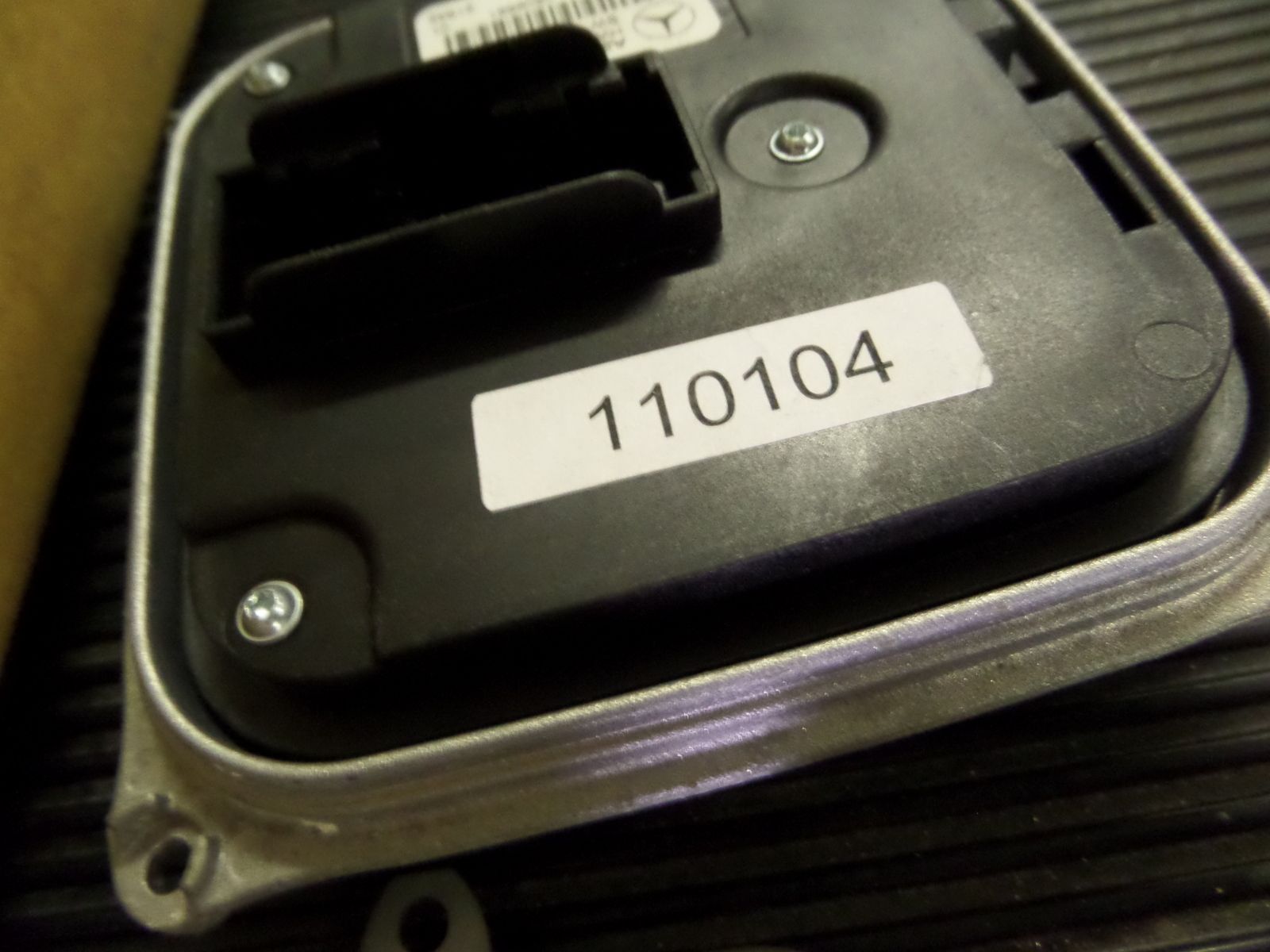 12-14 Mercedes CLS550 CLS63 C218 LED Headlight Voltage Regulator ...