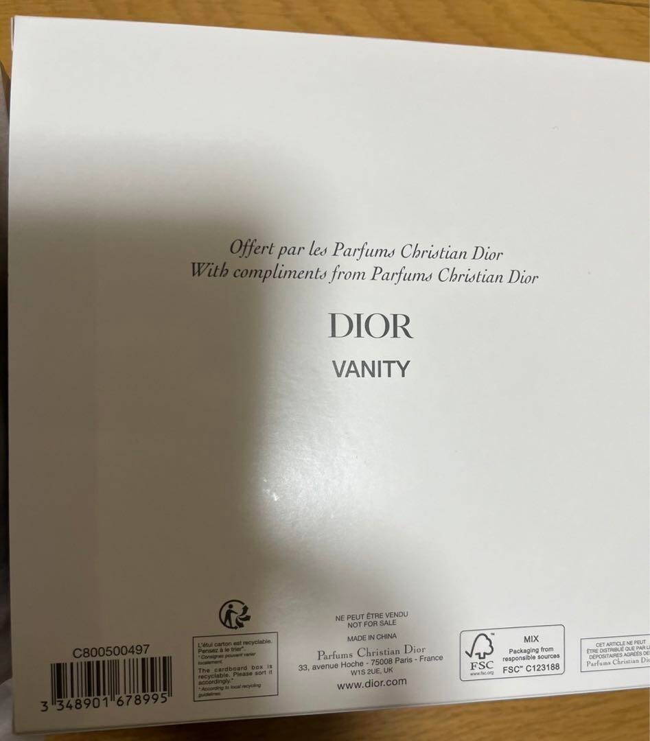 Christian Dior Vanity Pouch Makeup Case w/ inner mirror Christian Dior Vanity Pouch Makeup Case w/ inner mirror