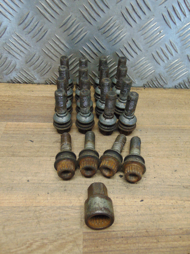 VW Touareg 7L Radbolzen Radschrauben Felgenschloss Original 20 Stück ...