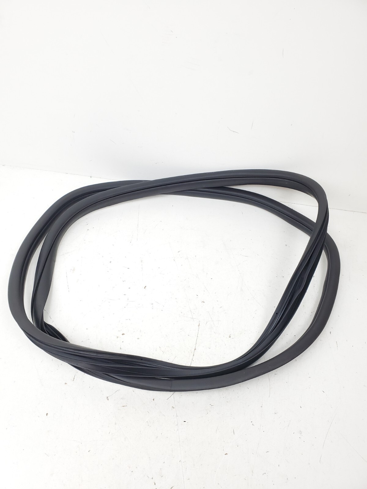 2020-2022 HYUNDAI PALISADE REAR RIGHT PASSENGER SIDE DOOR WEATHERSTRIP ...