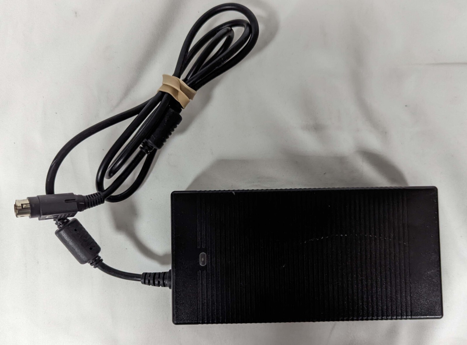 DELTA DPS-150AB-15 12V 12.5A 4-Pin 150W Power Supply AC Adapter Charger ...