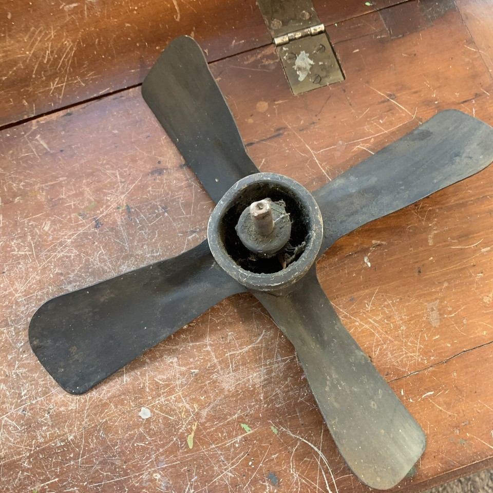 Original 1920 TO 1925 Model T FORD Fan ALUMINUM HUB. | eBay