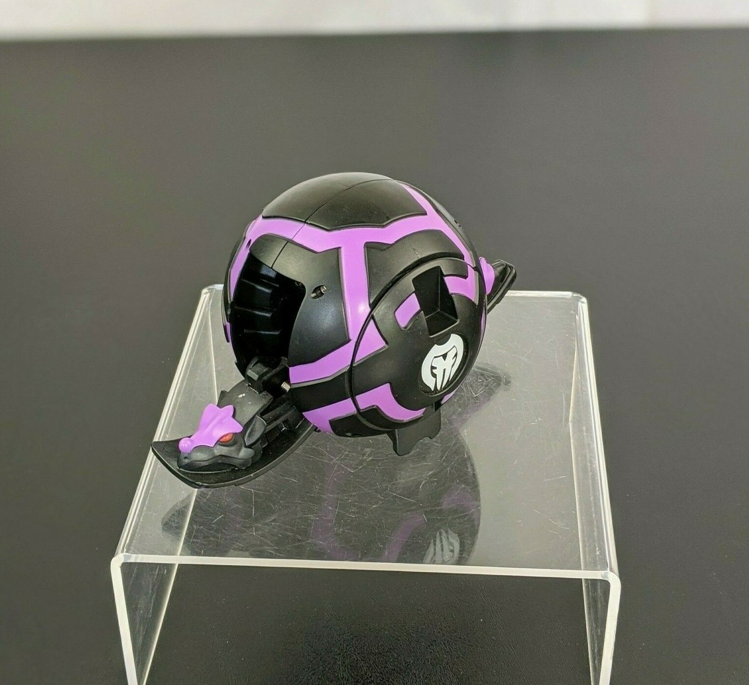 Bakugan Battle Brawlers Saurus Black Darkus Deka Figure Sega Toys Spin ...