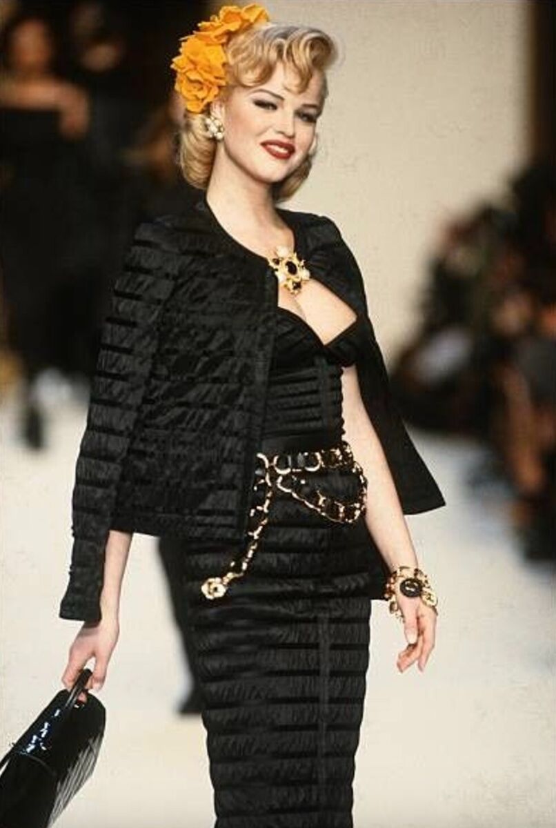Chanel Vintage Fall/Winter 1992 Black Lesage Ribbon Silk Chanel Vintage Fall/Winter 1992 Black Lesage Ribbon Silk