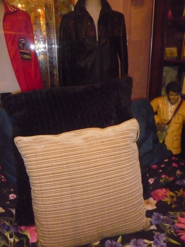 WOW! Rare ELVIS PRESLEY Celebrity Personal Owned home BROWN THROW ...
