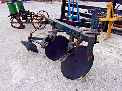 Plows - Bottom Plows 3 Point Hitch