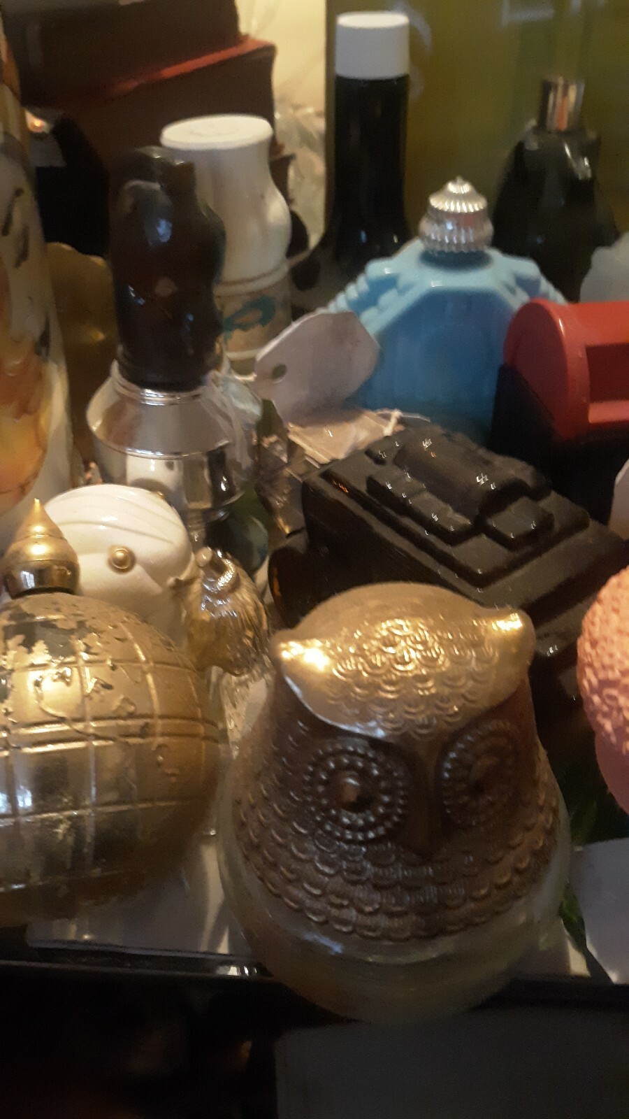 Vintage Avon Bottles BIG Lot! (29pc *Chief, Wiener dog, +++ (see ...