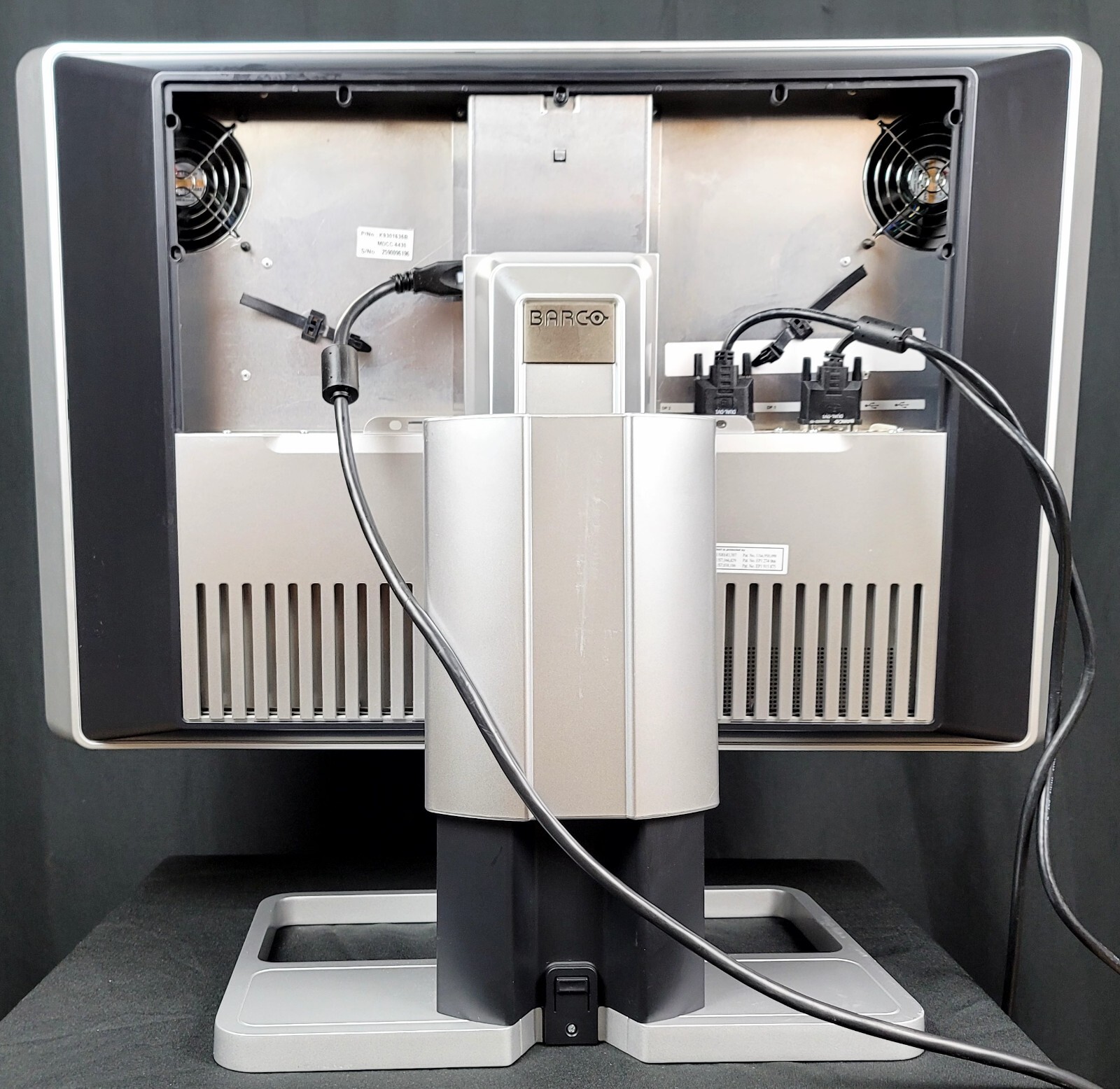 Barco Coronis Fusion MDCC-6430 6MP 30" Color LED Radiology Monitor ...