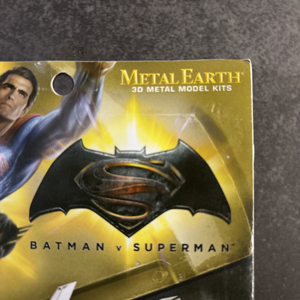 Metal Earth 3D Metal Model Kit Laser Cut METAL NIB BATWING 360 View ...