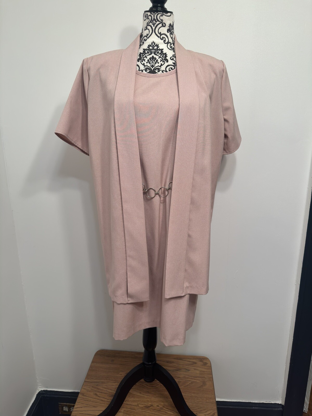 VINTAGE JASON CODY PETITE CORAL SHEATH DRESS JACKET S… - Gem