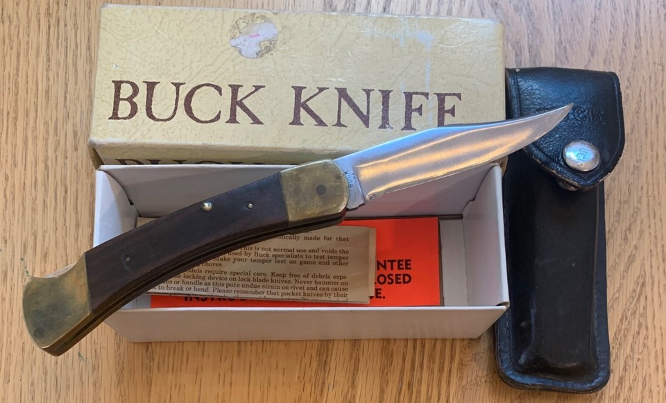 RARE 2 LINE INVERTED ON BACK SIDE OF BLADE BUCK 110 KNIFE USED IN BOX ...