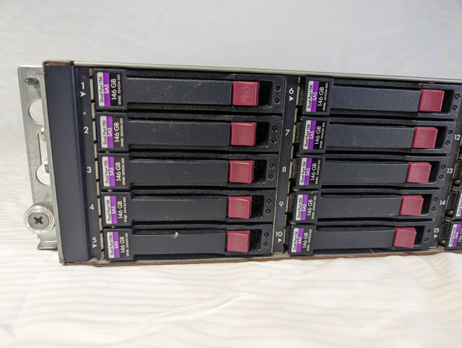 HP MSA70 w/ 15k upgraded SAS Drives StorageWorks 418800-B21 (25x 146GB ...