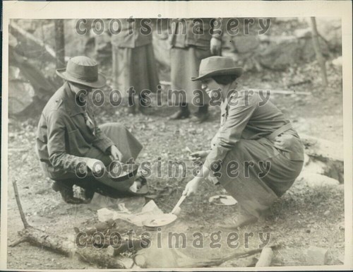 1925 Girl Scouts Cooking Over Camp Fire Waltham MA Press Photo | eBay